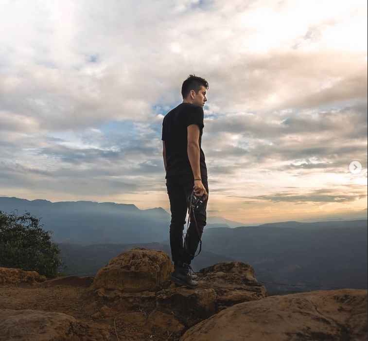Bryan Pelayo – Los Cortos – Short Films. Big Stories